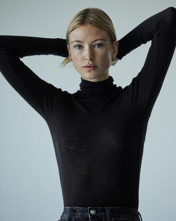 Giselle Adora Brune | Stars Management Portfolio | women